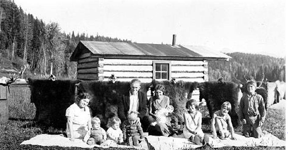 The Hufford descendant bear hunter | Hufford Genealogy